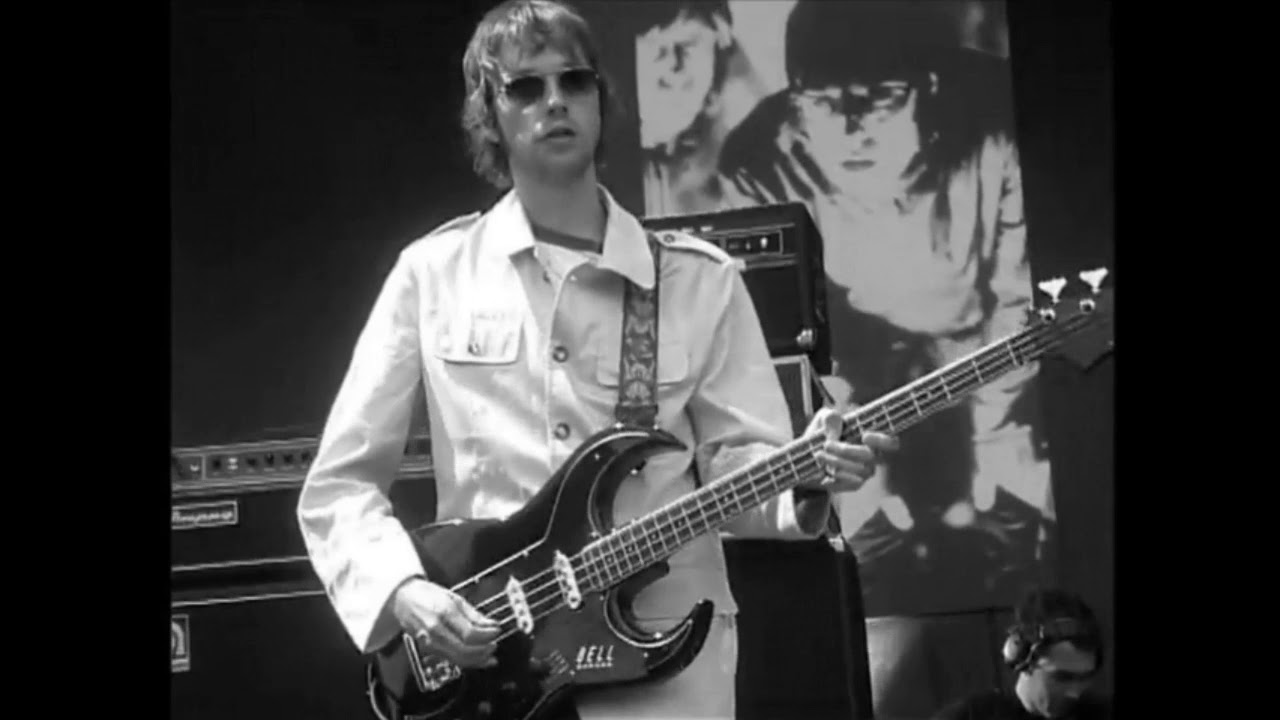 Oasis Hung In A Bad Place Live At Finsbury Park YouTube oasis-hung-in-a-bad-place-live-at-finsbury-park-youtube