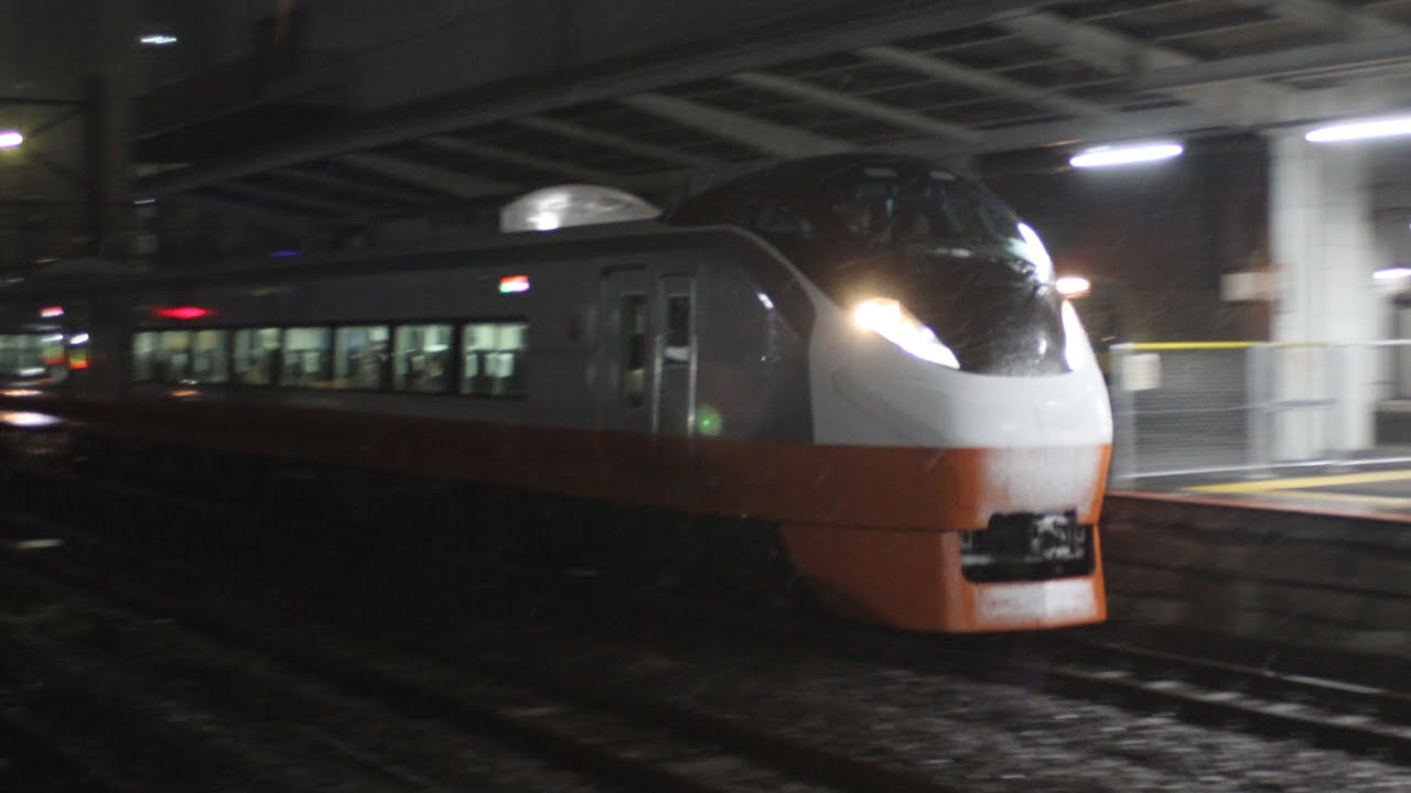 E657系K3編成オレンジパーシモン水戸駅到着シーン - YouTube