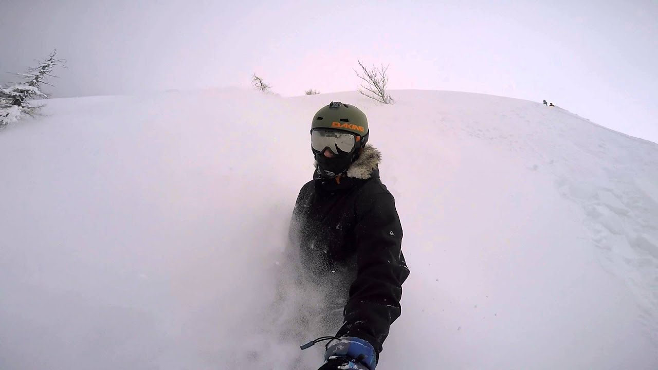 Snowboarding powder turn and splash in slow motion - YouTube