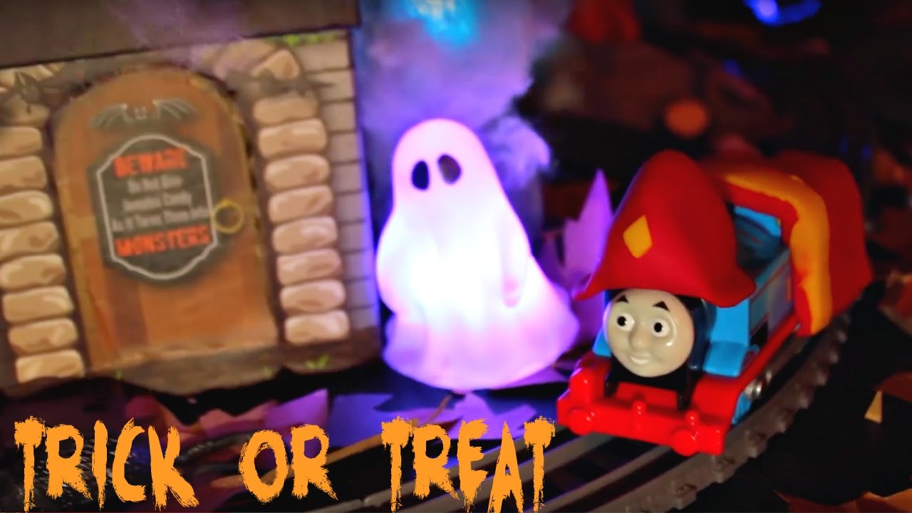Thomas the Train Goes Trick or Treating on Halloween - YouTube