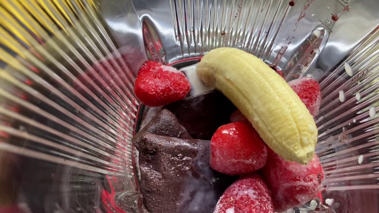 Healthy Acai Berry Smoothie Recipe - YouTube