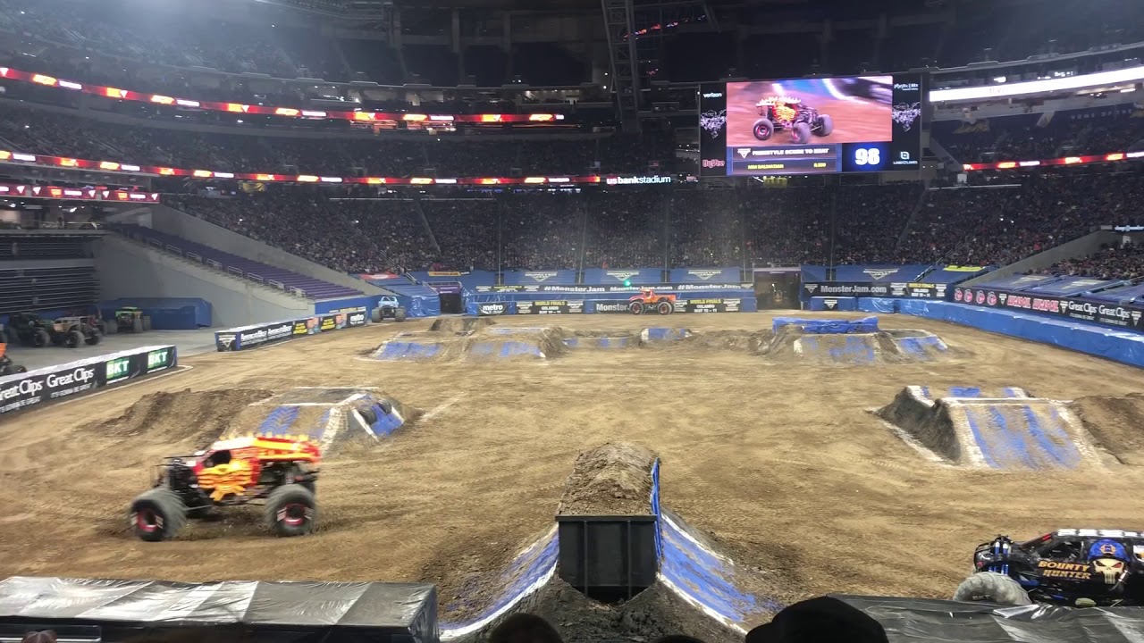 Monster Jam Minneapolis 2019 Max D Fire Freestyle - YouTube