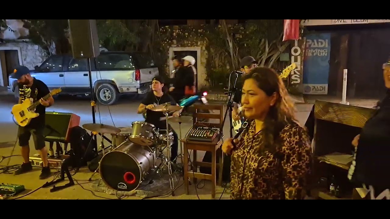 Red hot... Dic 2024 Tulum Quintana Roo - YouTube