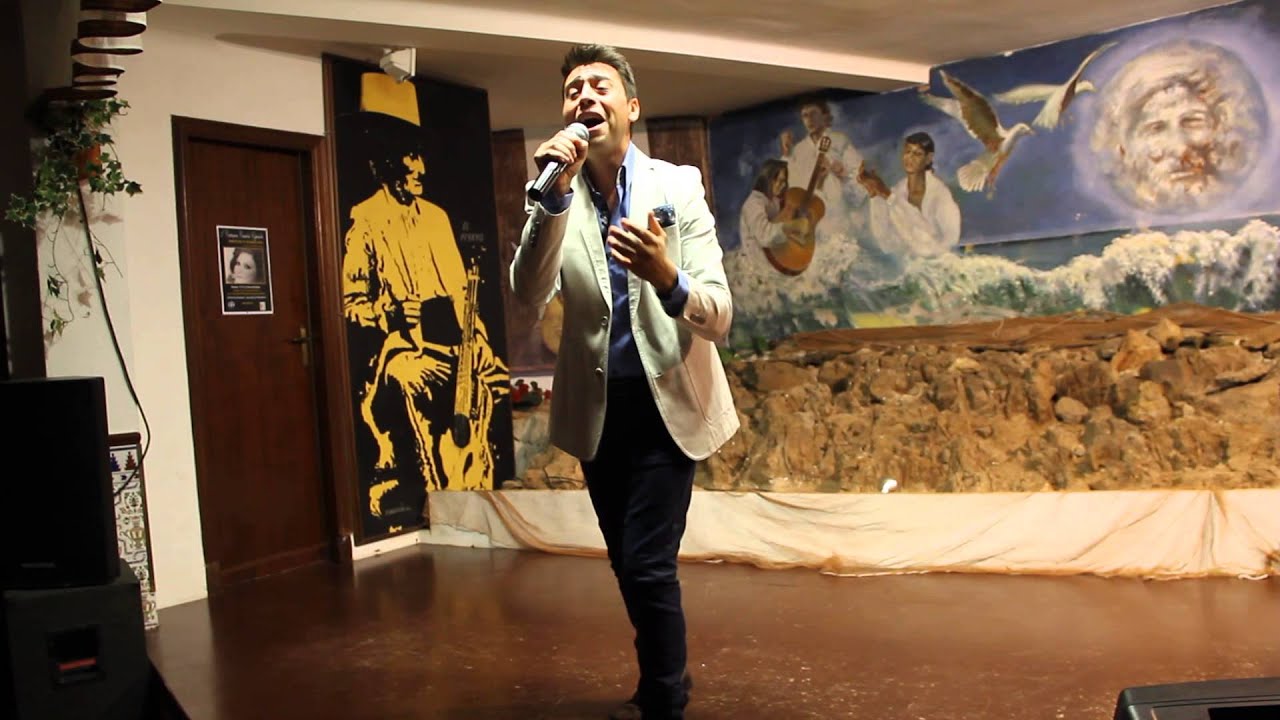 RAUL PALOMO HAY MÁLAGA MIA - YouTube