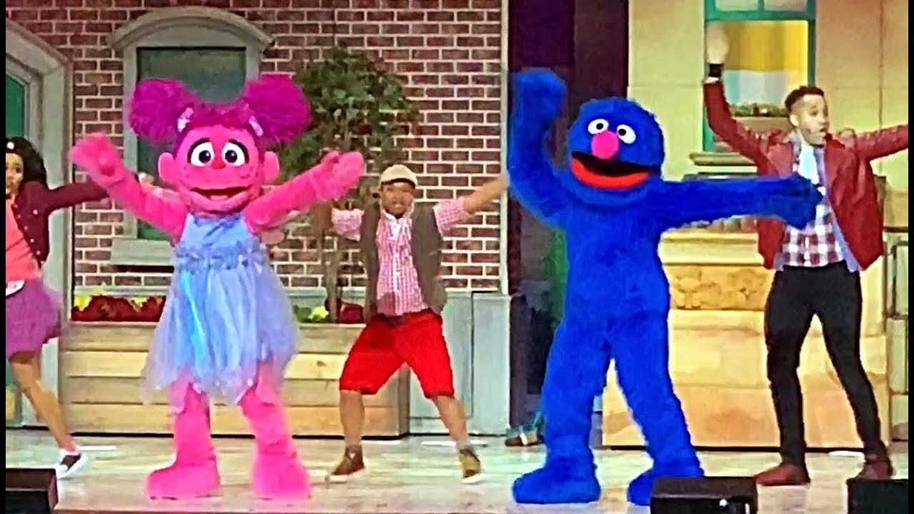 Sesame Street ABBY CADABBY and GROVER Dancing RAP. Who Are The People ...