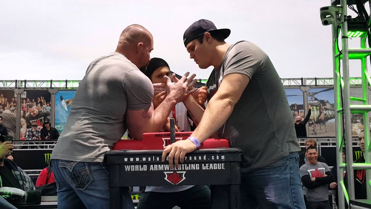 Robbie Topie vs Derek Smith @ WAL Monster Energy Supercross 2016 - YouTube