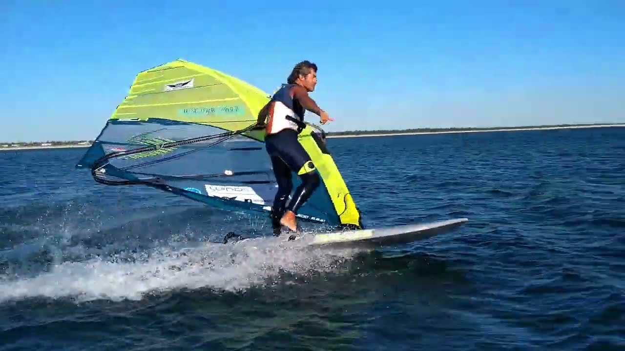 Windsurf dream session - YouTube