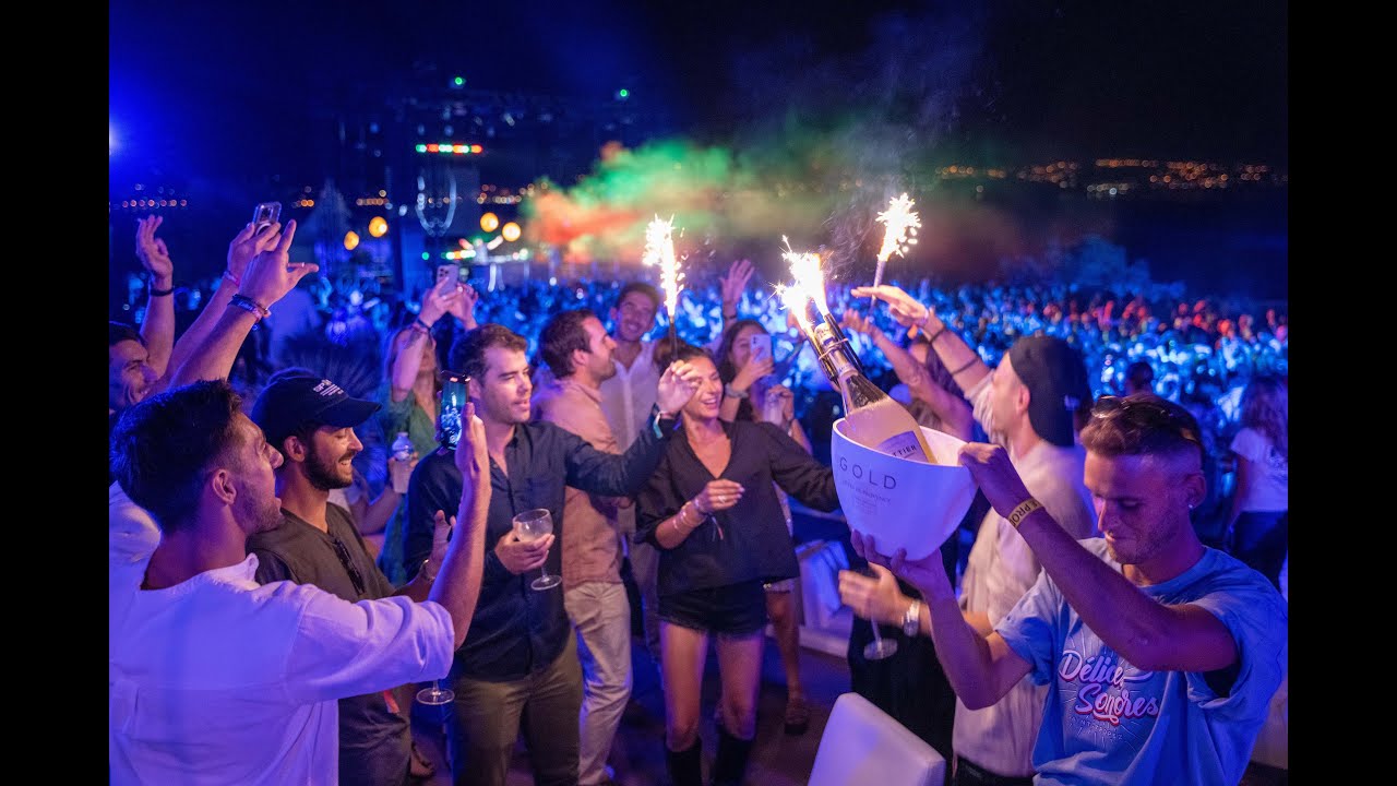 Biggest outdoor clubbing of Saint Tropez - YouTube