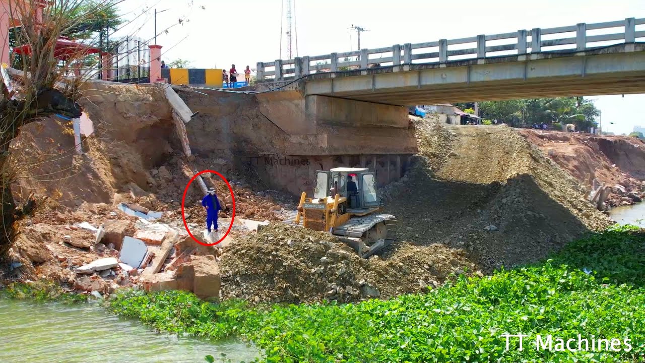 Best Technique Skills Repair Canal Side Slope Foundation Old Dozer Push ...