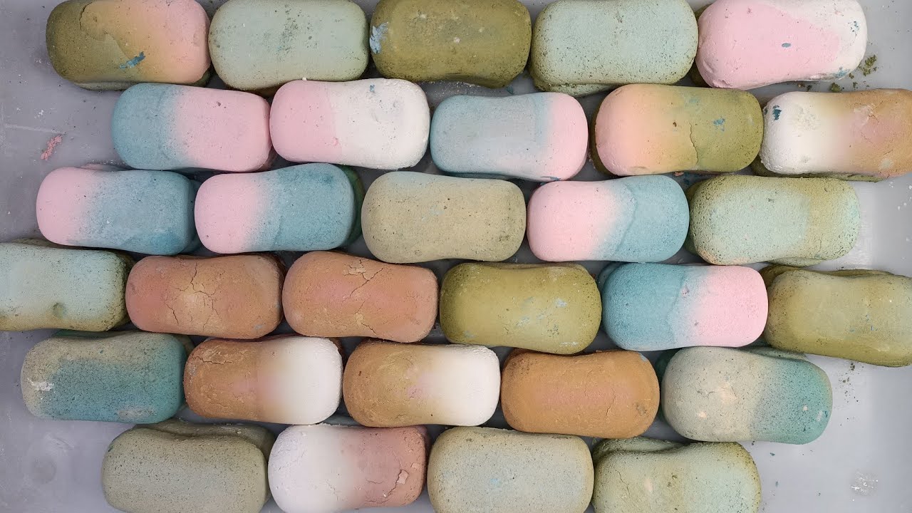 Soap ! No, chalk! Ok, the soap mold is amazing and the chalky texture ...