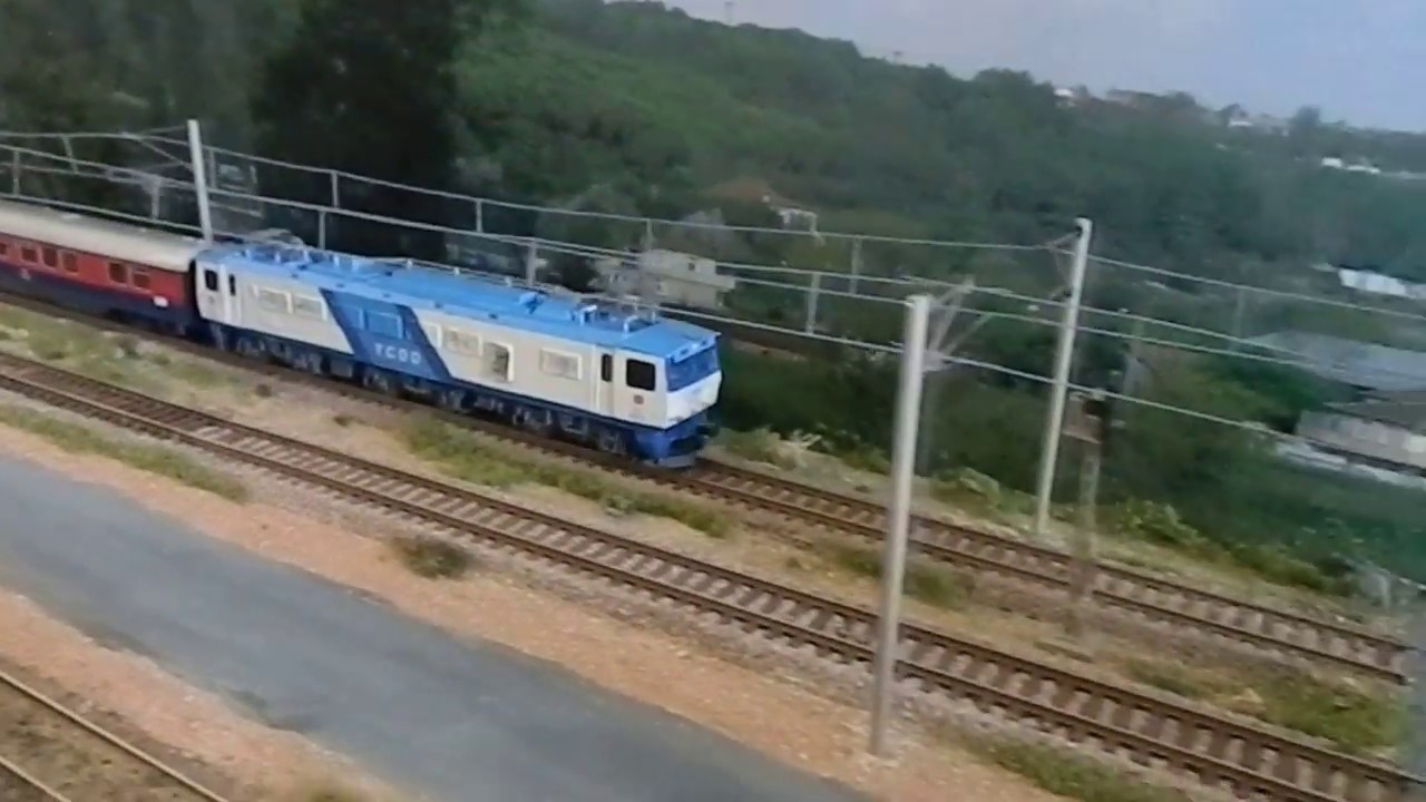 E43000 Toros Ekspresi maketi - YouTube
