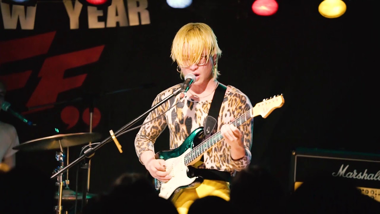 Wooze - First Show in Seoul (Club FF) - YouTube