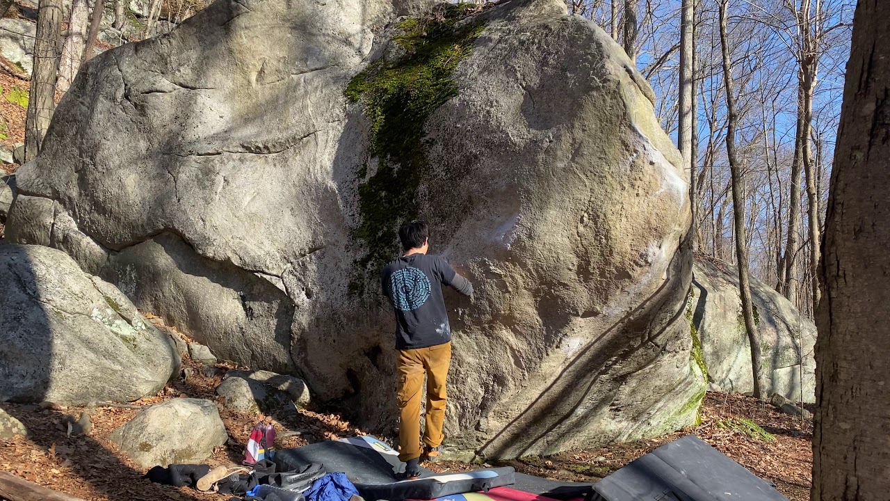 Ice Pond Bouldering - Moby Sit V9 - YouTube