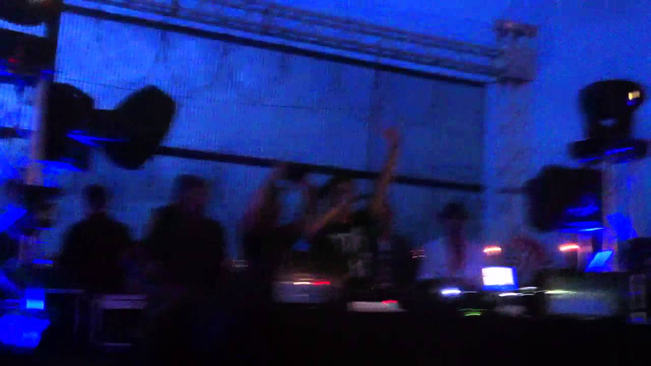Martin Garrix Welcome to the Jungle (entrata) @Blu Fregene 8/9/2013 ...