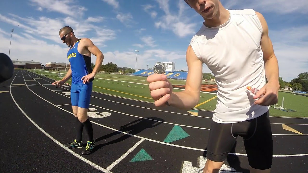 AARON YODER 200 METER BACKWARDS RUN - YouTube