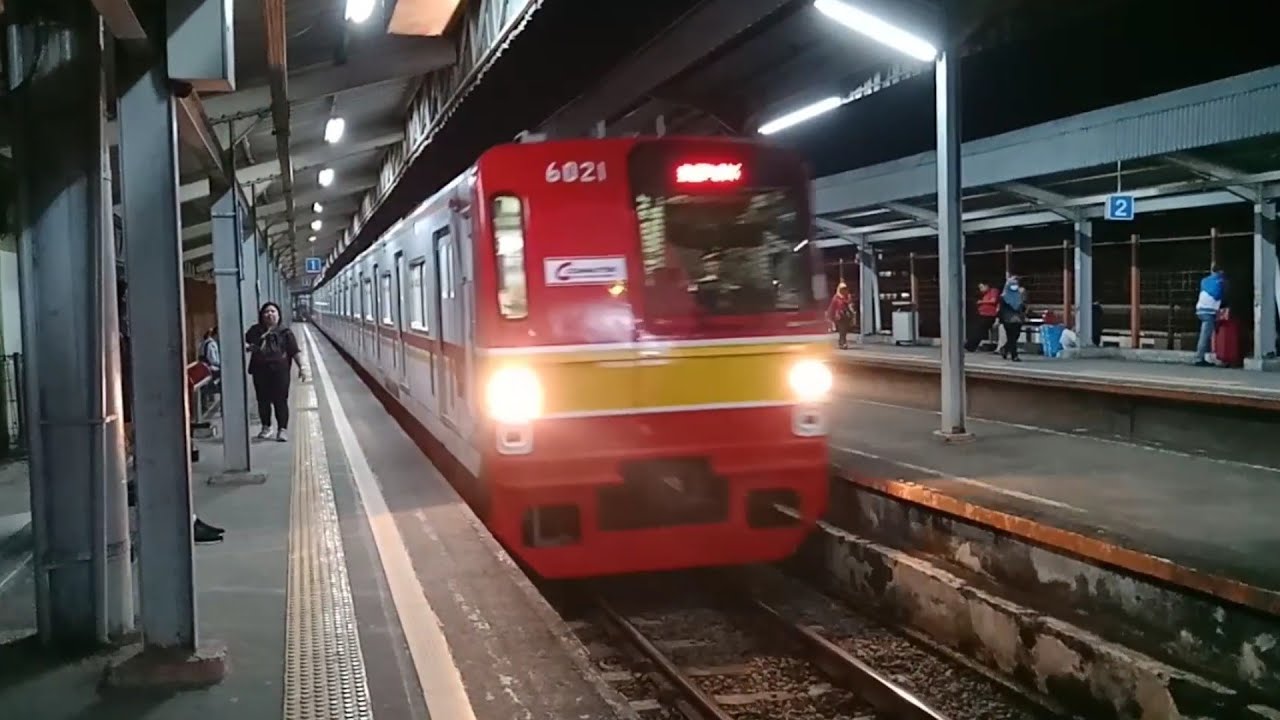 Stasiun Citayam - KRL Commuter Line ini cuma sampai Stasiun Depok lalu ...