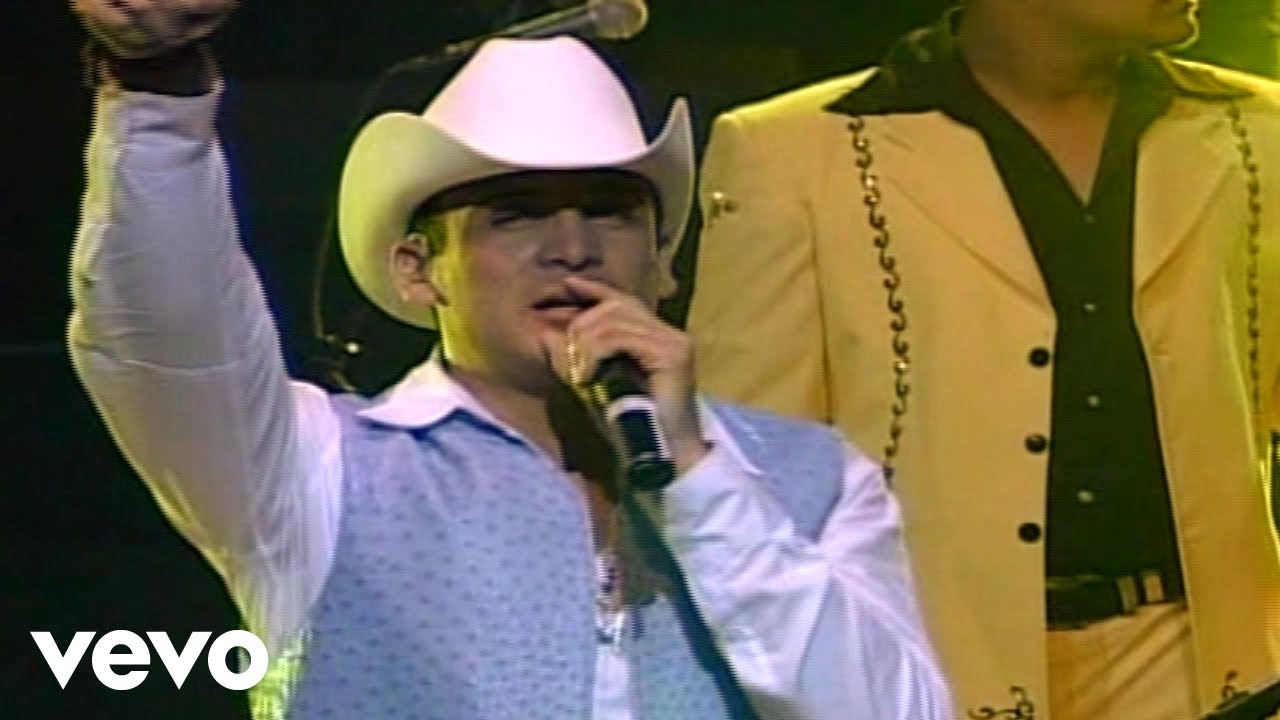 Valentín Elizalde - Como Me Duele (En Vivo) - YouTube Music