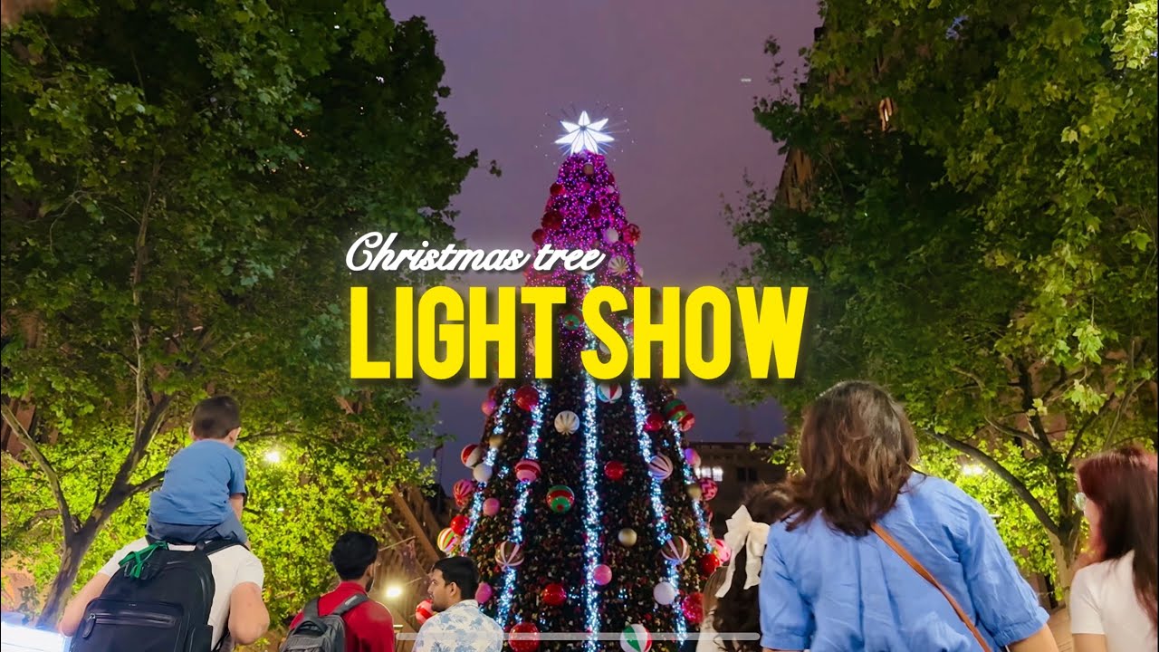 Sydneys Biggest Christmas tree Light Show || Martin Place || 4K ...