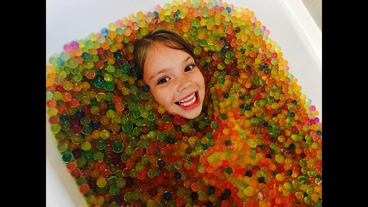 100,000 Orbeez!!! - YouTube