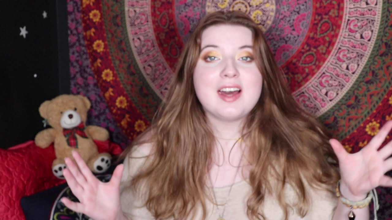 The Legend of Huggin' Molly//Paranormally Lindsay: A Spooky Series ...