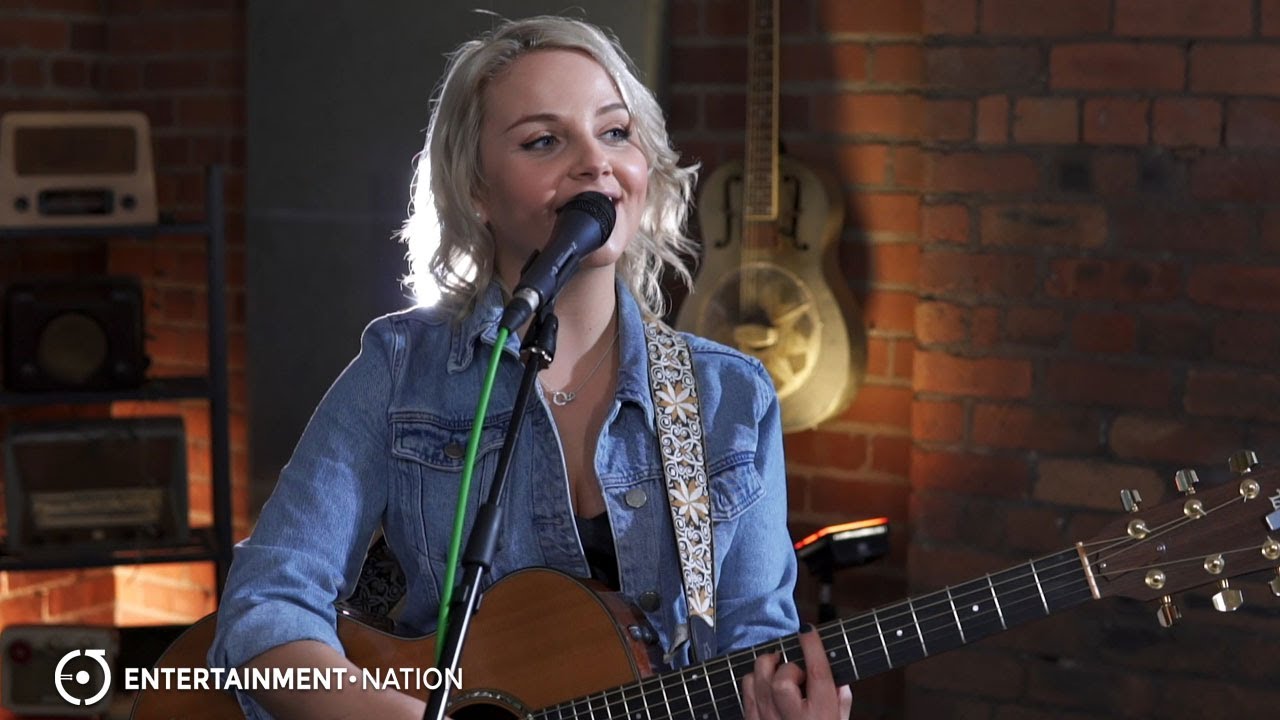Katie Iris - Soulful Female Vocalist & Solo Acoustic Guitarist ...