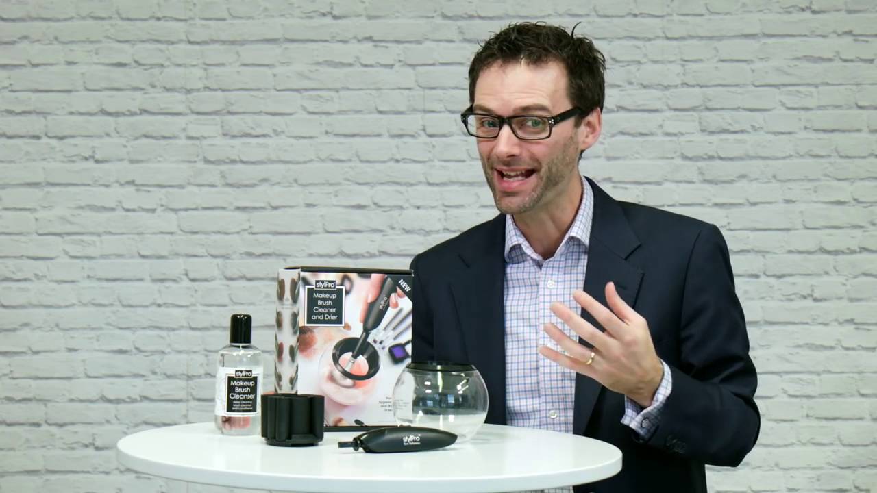 Stylpro Makeup Brush Cleaner by Tom Pellereau - YouTube
