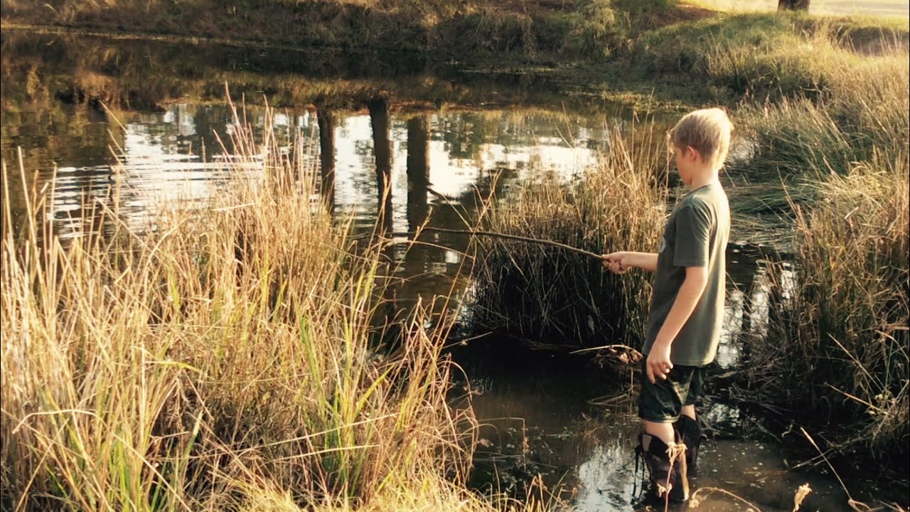 Survival Fishing Challenge!!(primitive Hook,pole,and Line) - YouTube