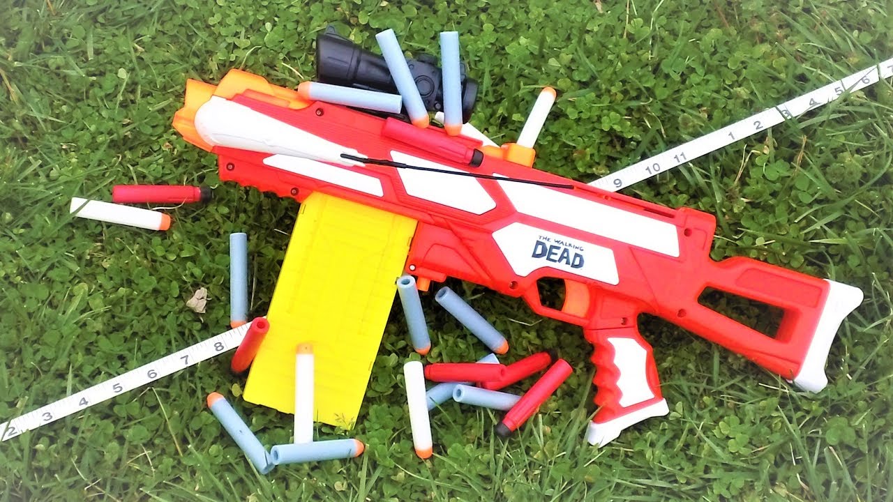 Range testing Dwight's Crossbow from Buzz Bee's Walking Dead series ...