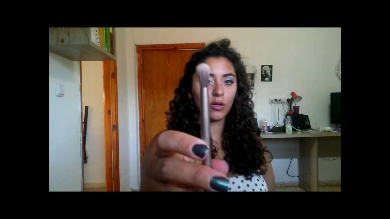 Easy Pinup makeup Tutorial! - YouTube