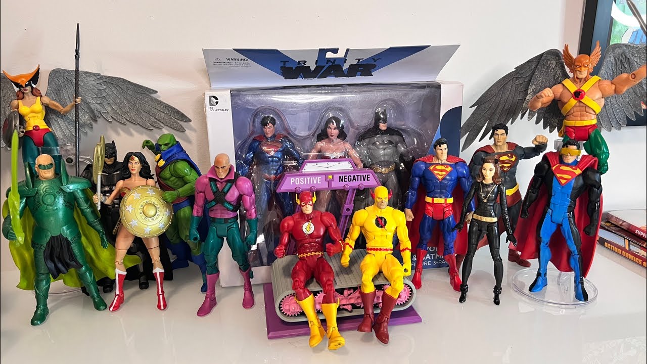 DC Classic and DC Universe Action Figure Retro Review - YouTube