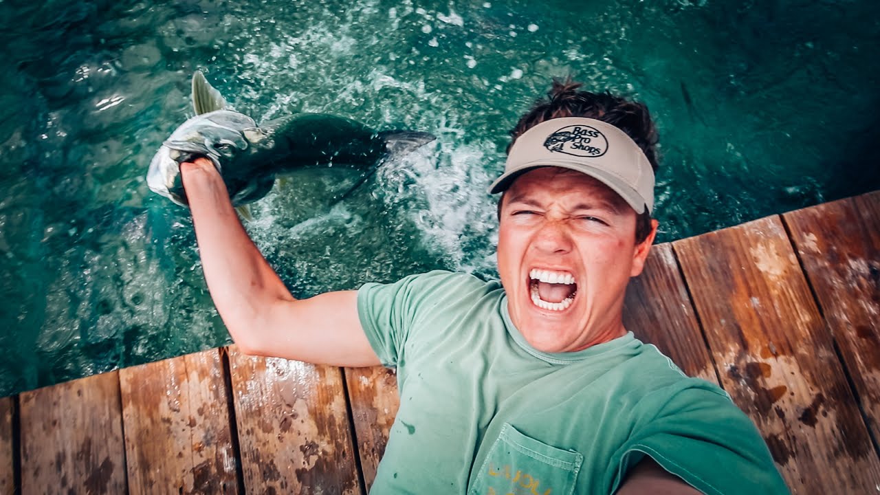 HAND Feeding 100+ Pound Fish!!! / Hunt For the Silver King Pt.3 - YouTube