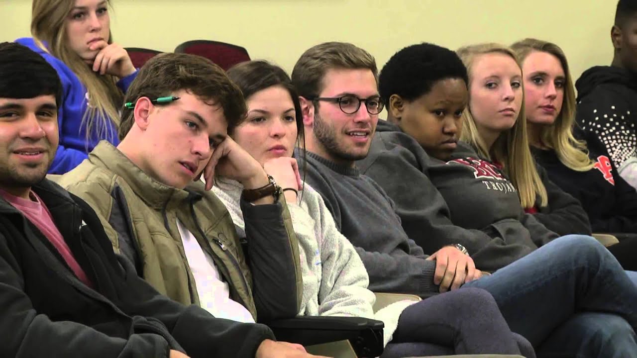 Young Boozer Anchor Introduction - YouTube