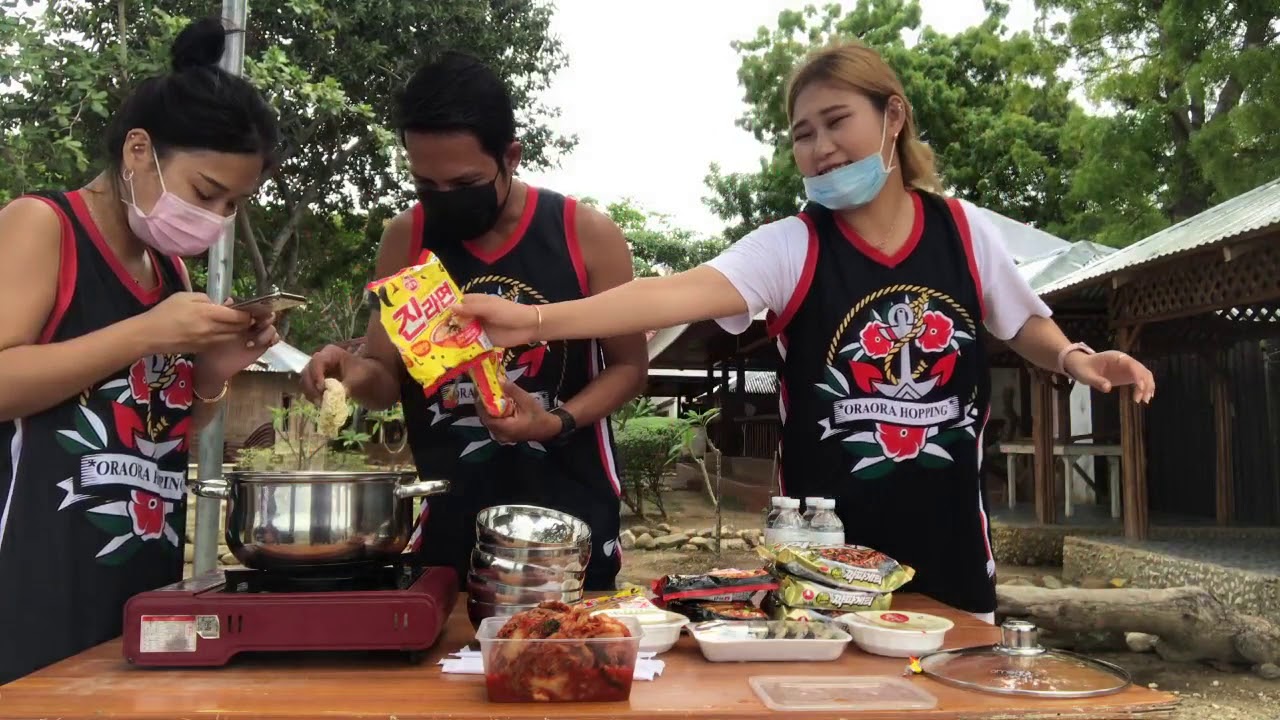 How to make (Jin Ramen) - YouTube