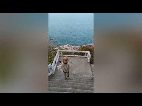 Phom rak Khun krab. - YouTube