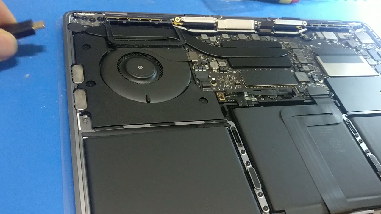 MacBook a1708 no display to internal screen Adam - YouTube