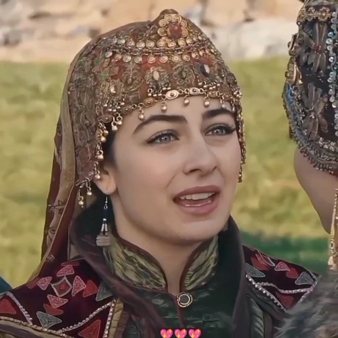 Fatima Convince Bala Khaton For going in war. - YouTube
