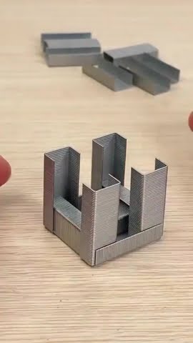 Making a cube out of staples - YouTube
