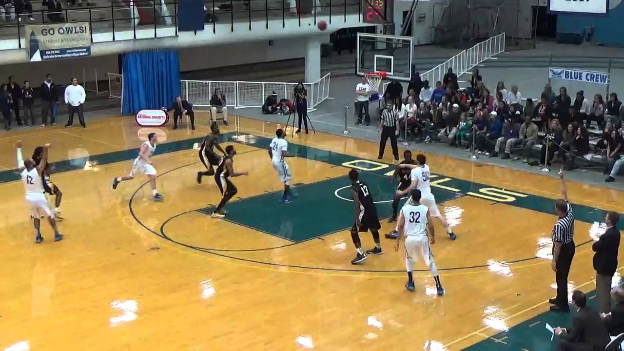 Luke Houston # 14 1st Half vs AIC - YouTube