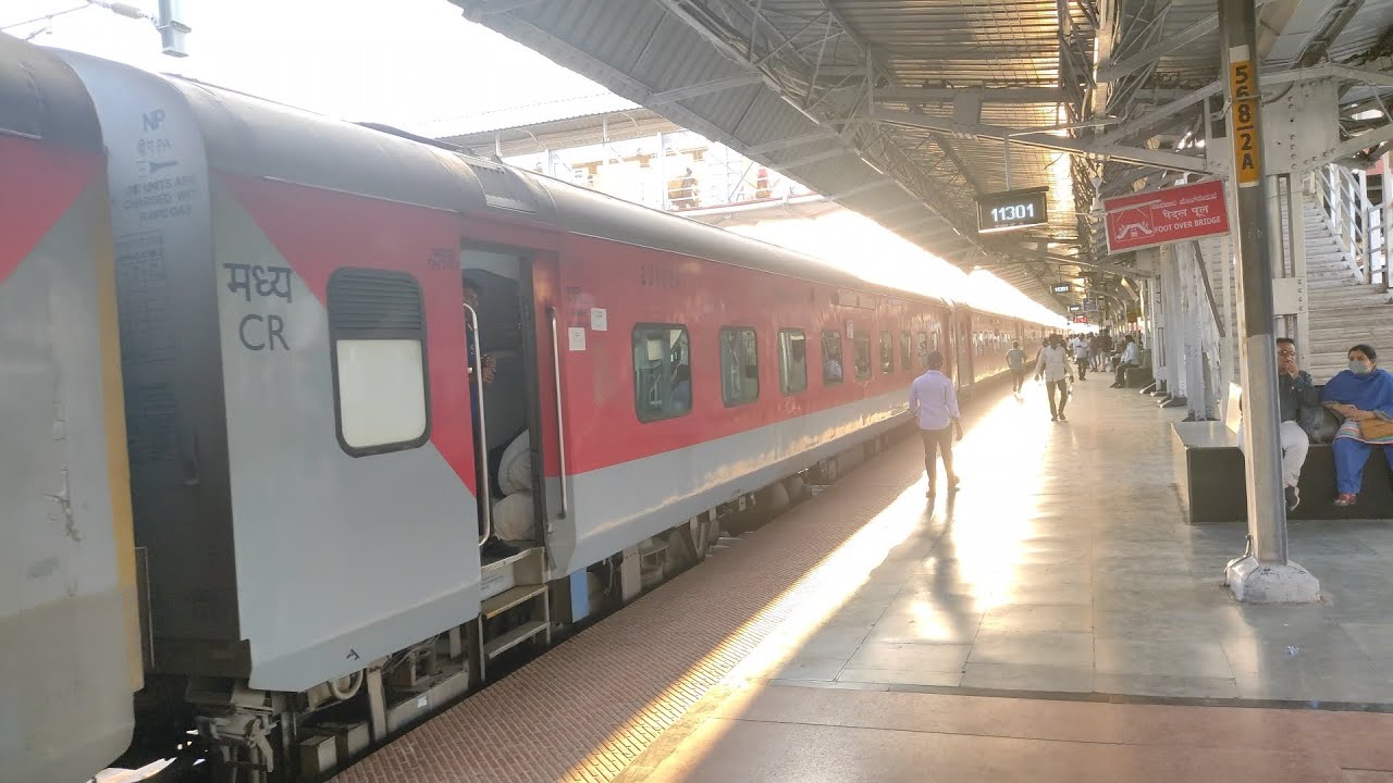 Udyan Express Departing Kalaburagi Railway Station with melodious bell ...