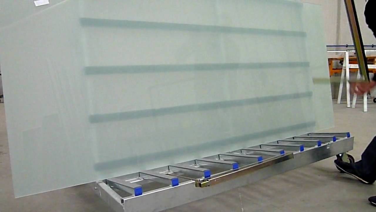 The Glass Racking Company, Glass Trolley safety arms out then back in ...