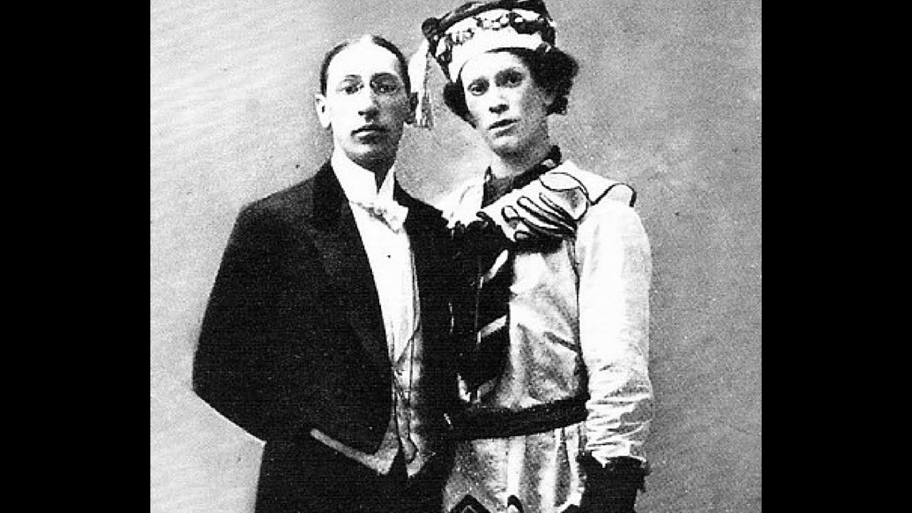 STRAVINSKY_ 'Le Sacre du printemps' (complet) Simon Rattle & BP - YouTube