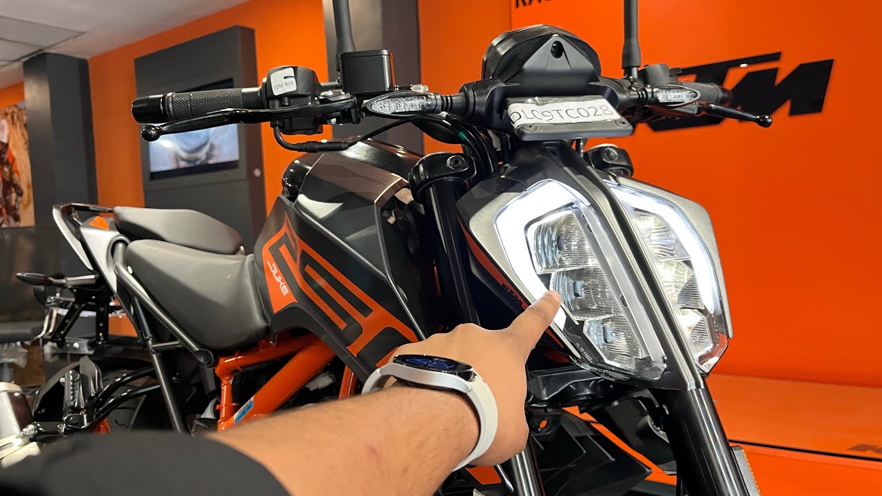 Finally 2022 KTM Duke 250 New Model: New Features & Exhaust Sound: On ...