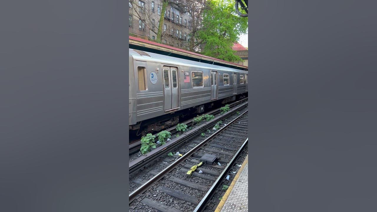 MTA NYC Subway: Brighton Beach Bound R68A B Train Arrives and Departs Prospect Park #nycsubway ...