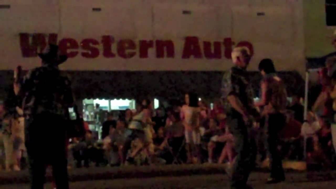 The Honky Tonk Angels @ The South Carolina Poultry Festival - YouTube