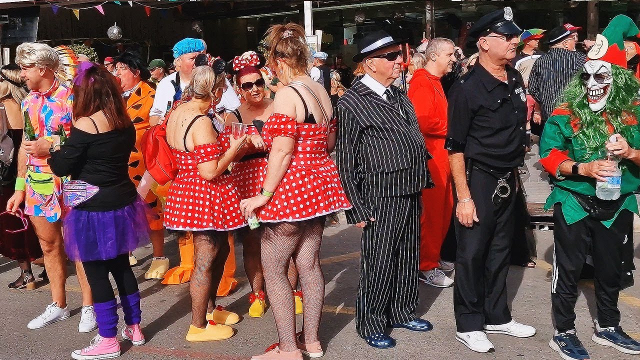 MUST SEE 😲 Benidorm - FANCY DRESS DAY - Fiestas 2024! - YouTube