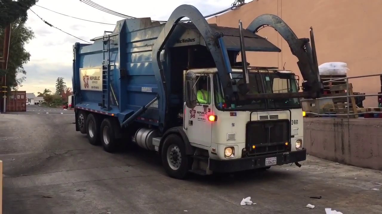 Republic Services Post Christmas Collections 2016: Commercial Waste ...