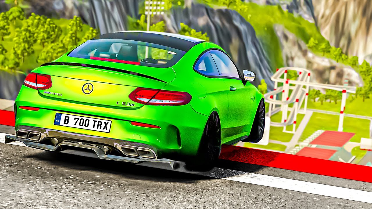 Arunc masinile de pe cea mai Mare Rampa! - YouTube