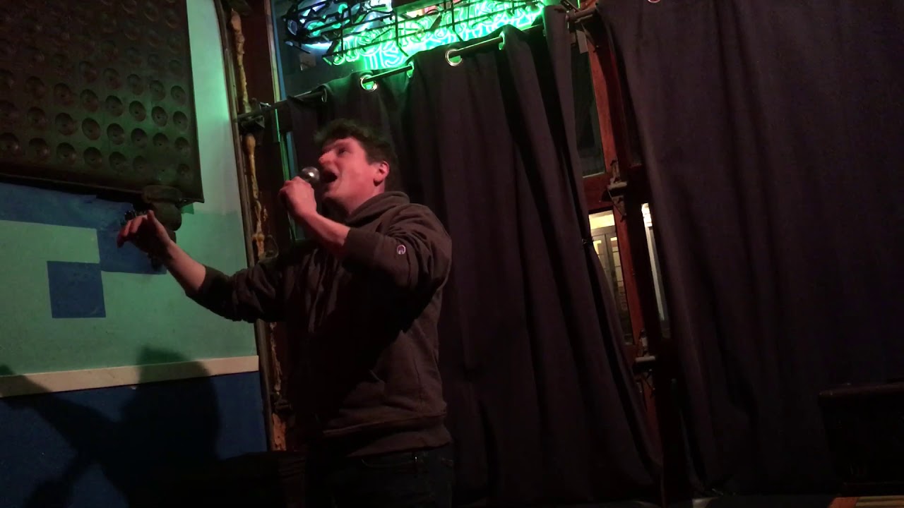 Michael Rowland stand up comedy - YouTube