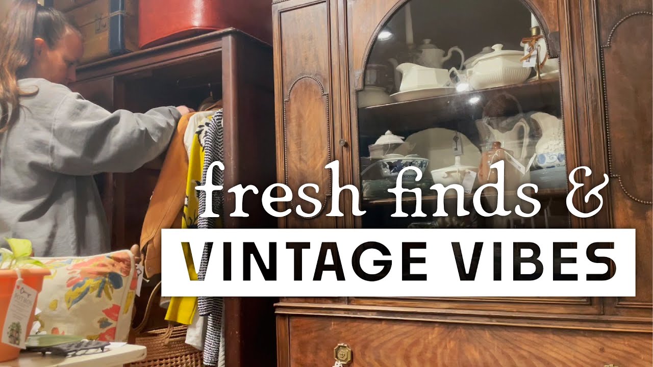 January Booth Reset - Fresh Finds & Vintage Vibes - YouTube