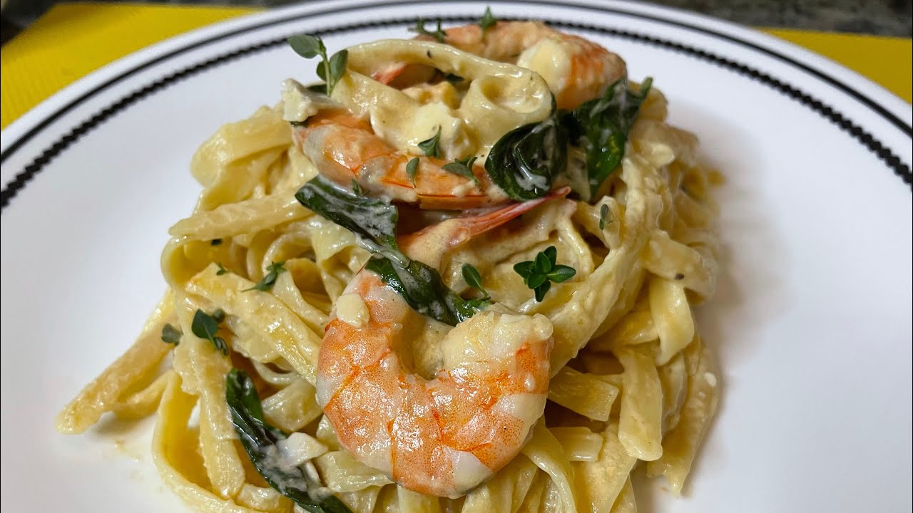 Creamy Salted Egg Pasta - YouTube